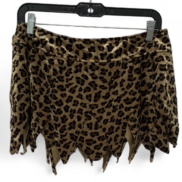 Vintage | Skirts | Low Rise Animal Leopard Print Pointed Hems Velour ...